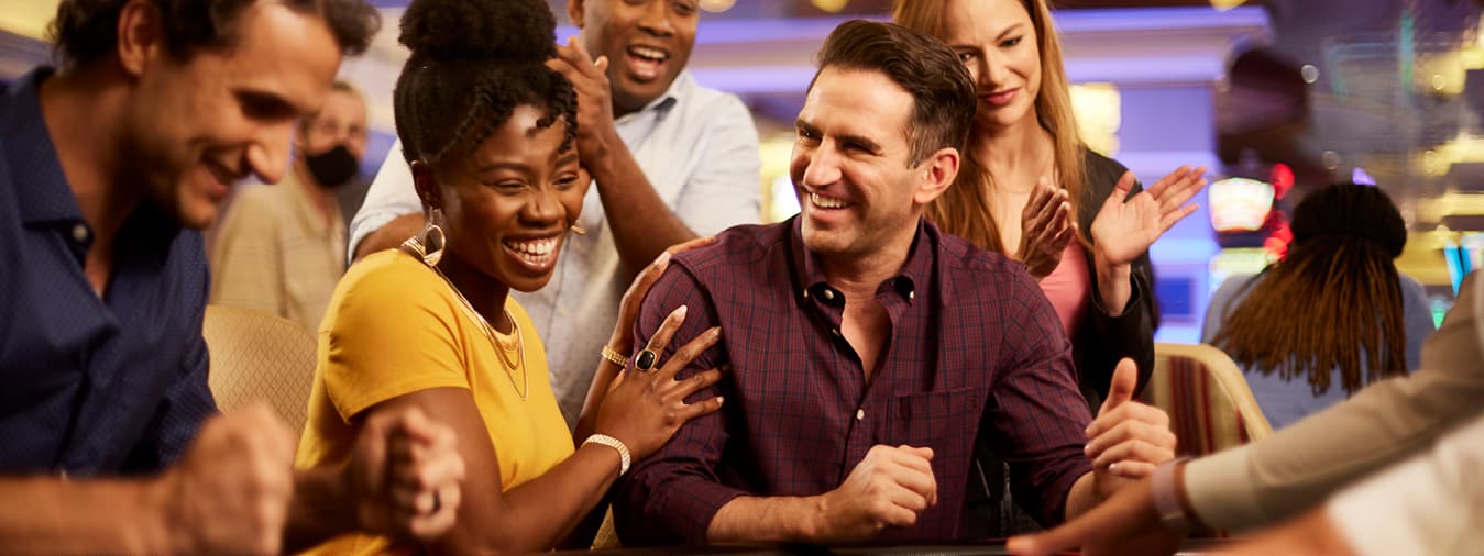 How to Play & Bet Texas Hold 'em Poker: Basic Rules